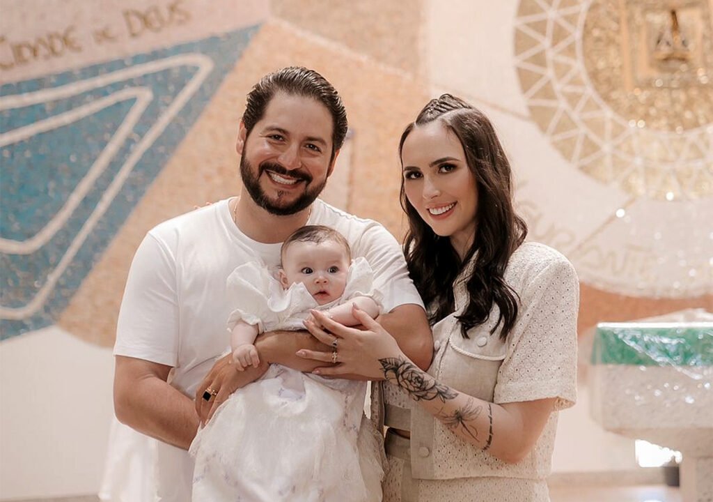 O batizado da pequena Angel – Jornal da Cidade